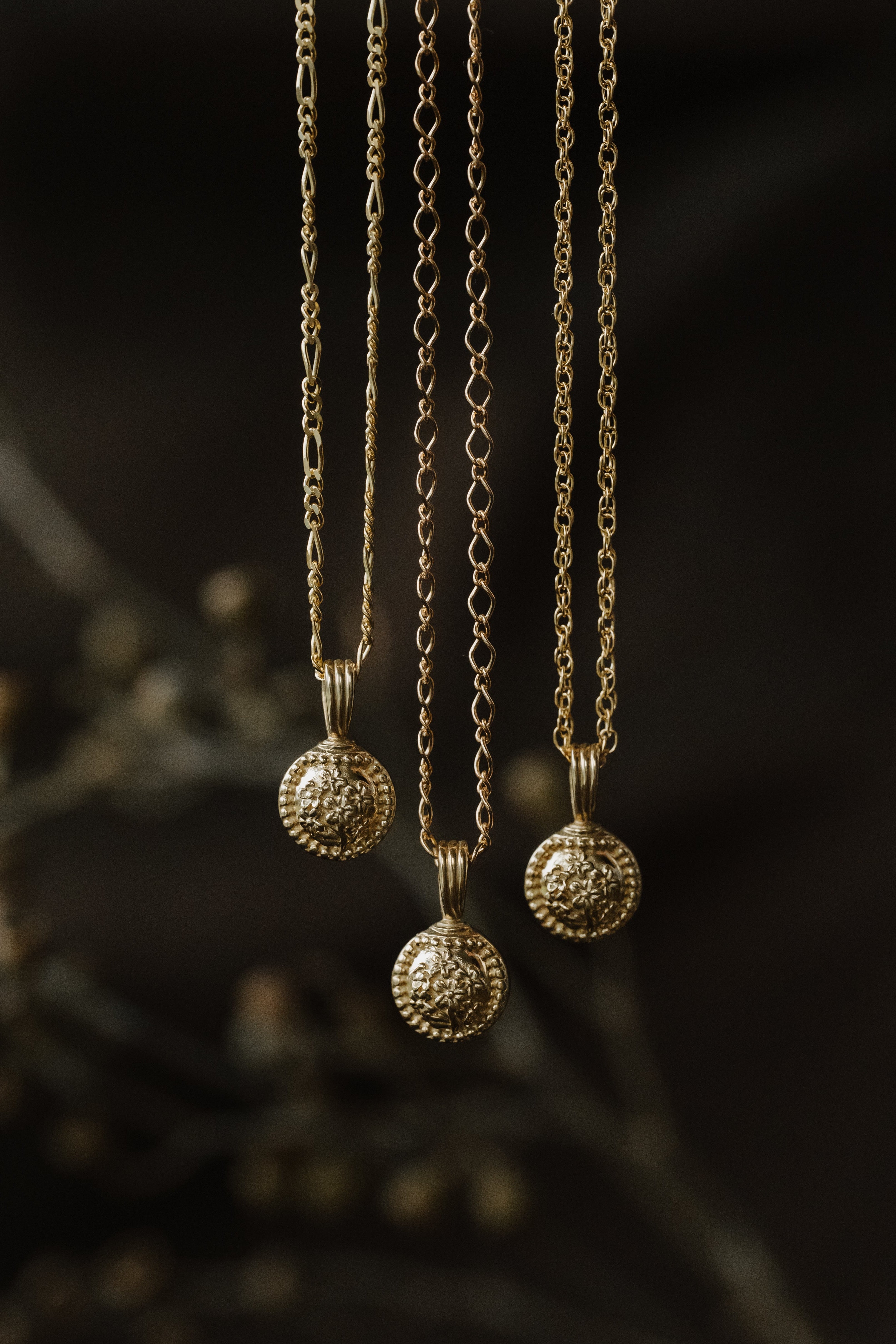 Forget-Me-Not Circle Cremains Urn Necklace - Solid Gold – Gems and Juniper